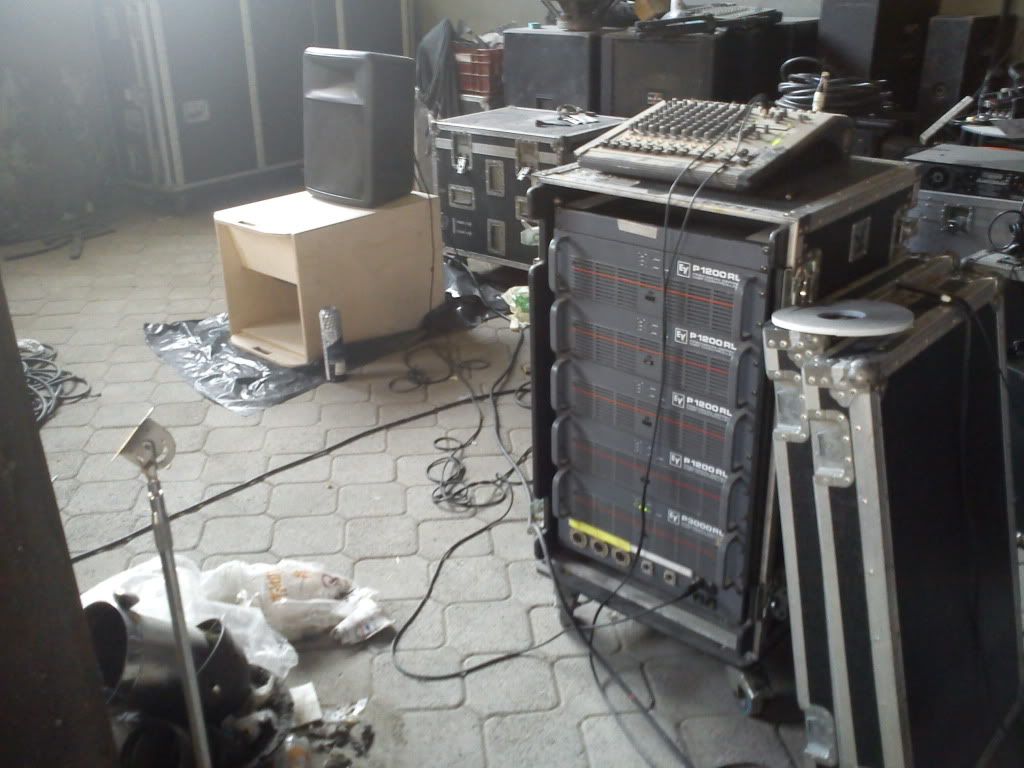 new sb18 built pics.. - Speakerplans.com Forums